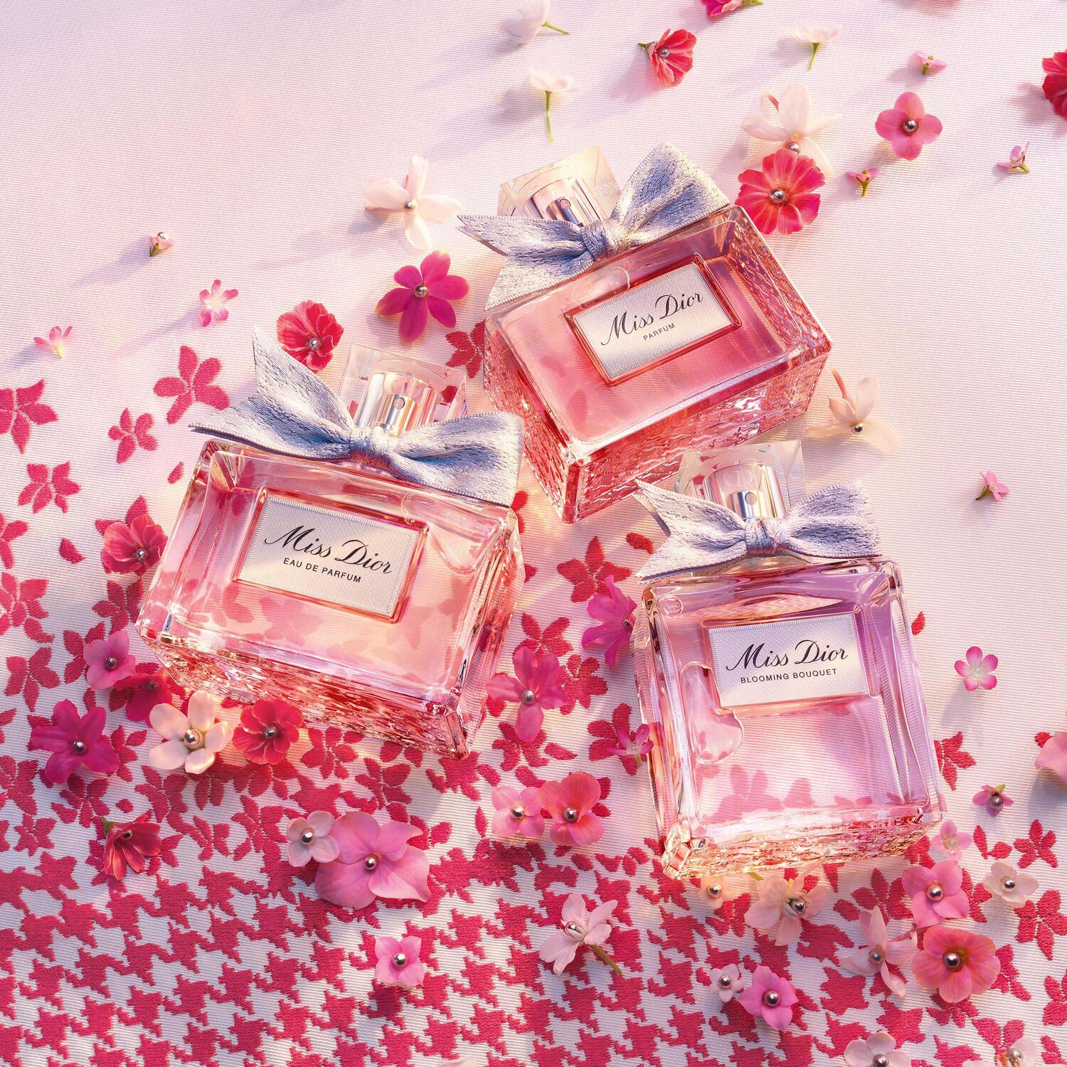 MISS DIOR PARFUM NOTAS FLORALES AFRUTADAS Y AMADERADAS INTENSAS ...