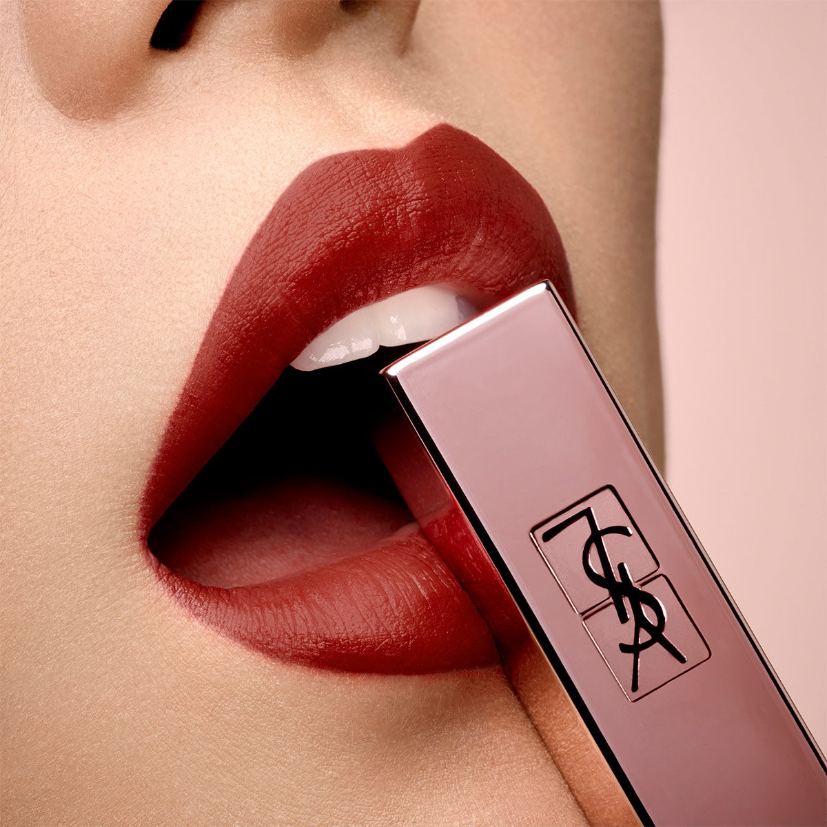 ROUGE PUR COUTURE THE SLIM GLOW MATTE (LABIAL MATE) > Sephora MX