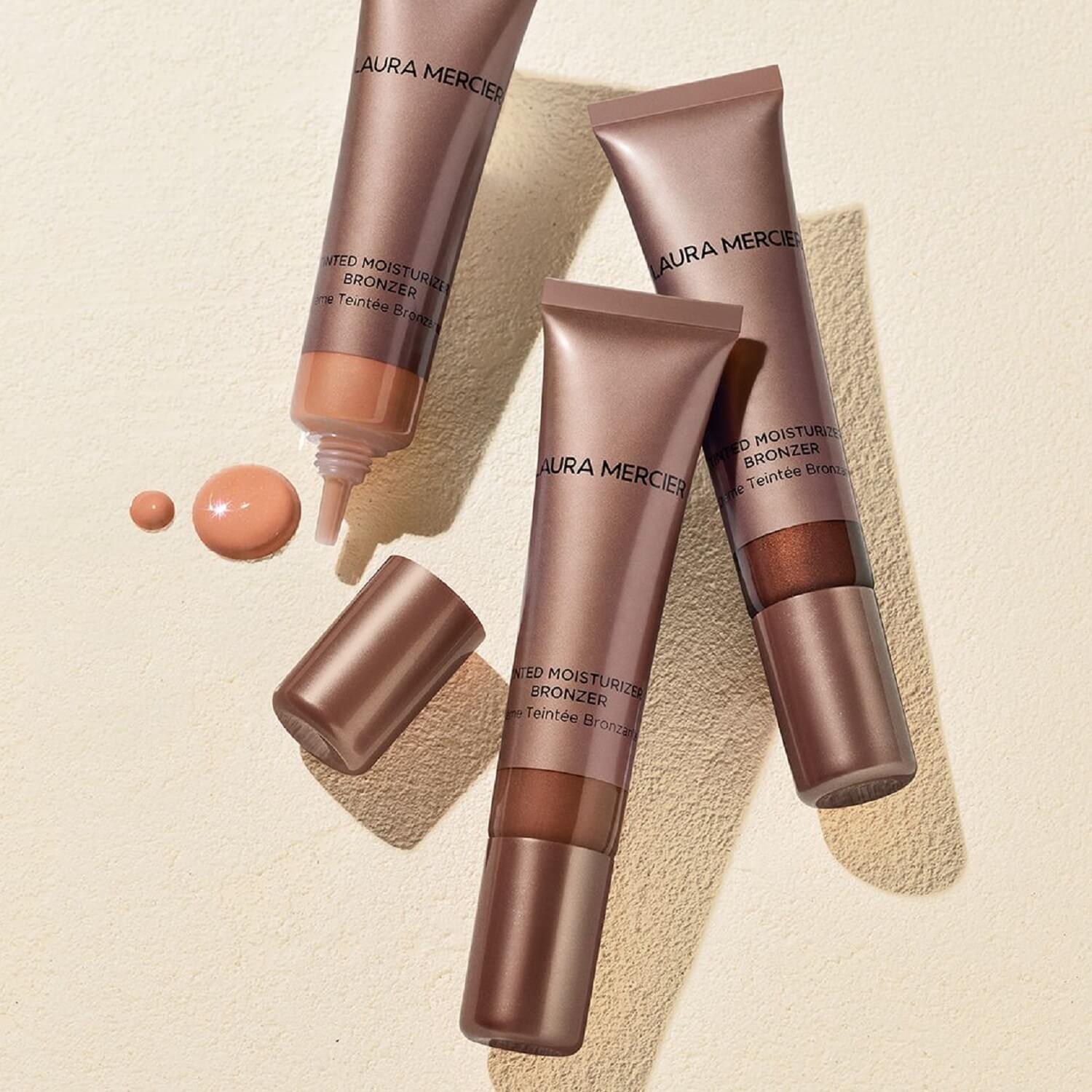 TINTED MOISTURIZER BRONZER (BRONCEADOR EN CREMA) > Sephora MX
