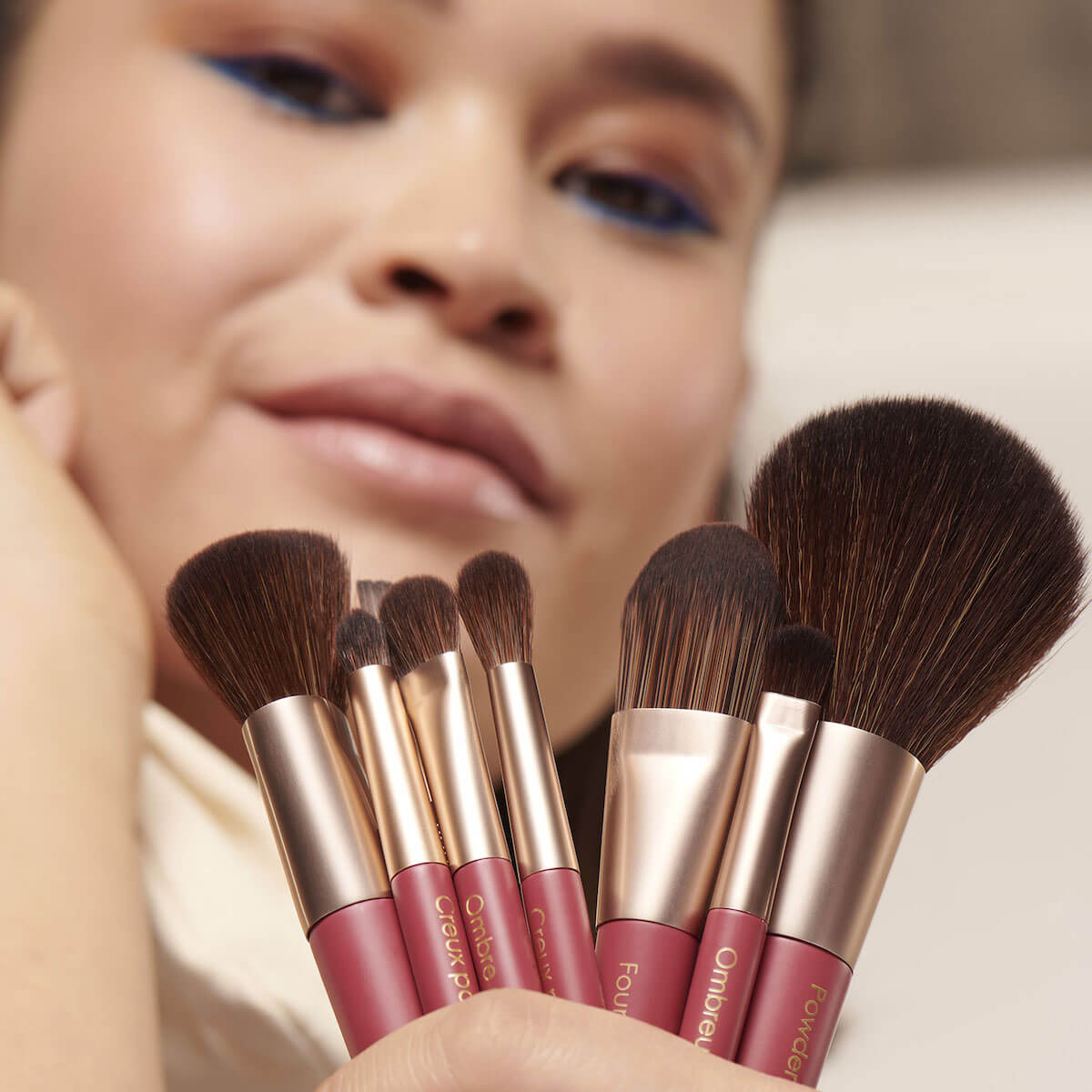 Advanced Brush Set (Set de Brochas Avanzado para Ojos y Cara) > Sephora MX